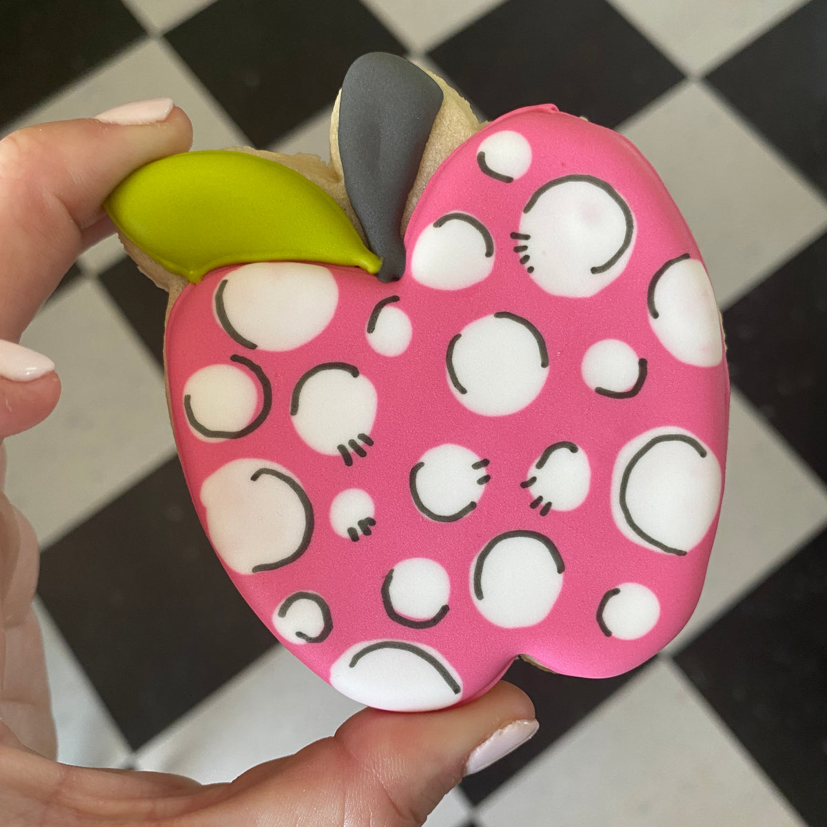 Funky Apple – LC Sweets